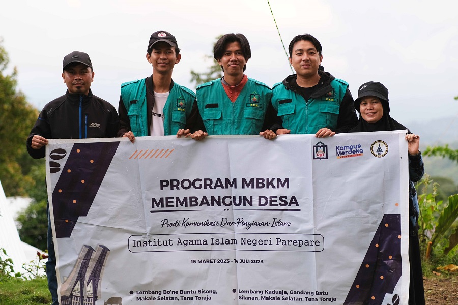 Empat Mahasiswa KPI MBKM Membangun Desa Diapresiasi Bangun Sistem ...