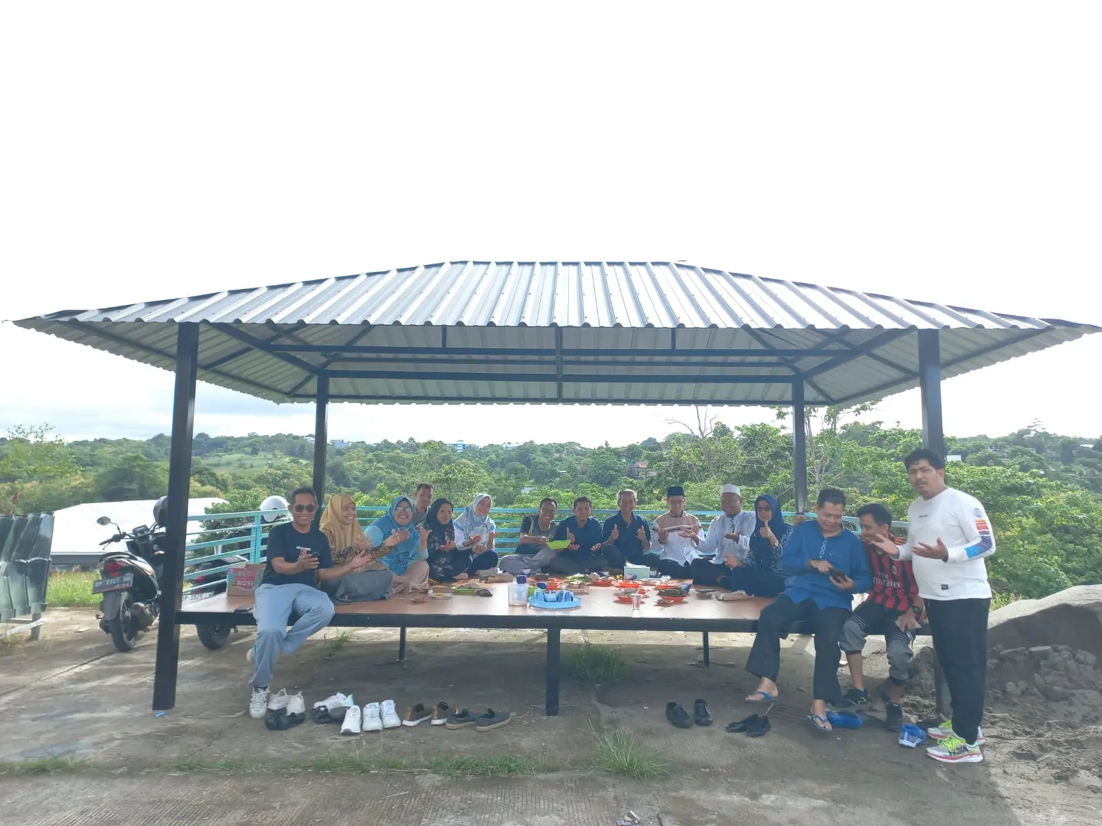 Gazebo Fakshi IAIN Parepare dan Filosofi Beppa Pitunrupa: Simbol ...